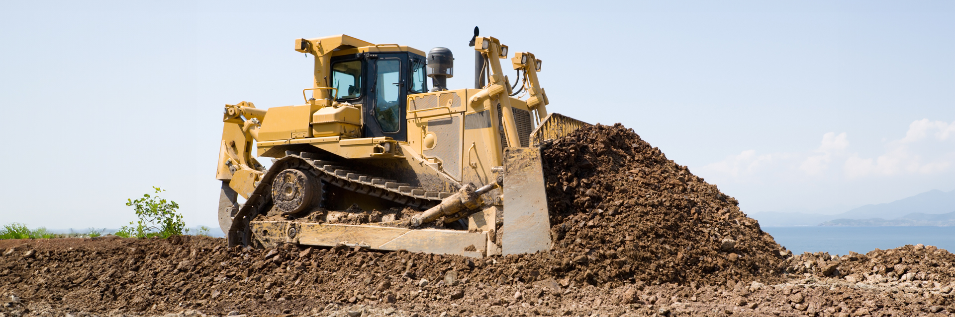 AMSOIL Products for your Bulldozer